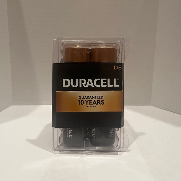 Duracell | Other | Duracell D8 Alkaline Batteries Black And Gold | Poshmark